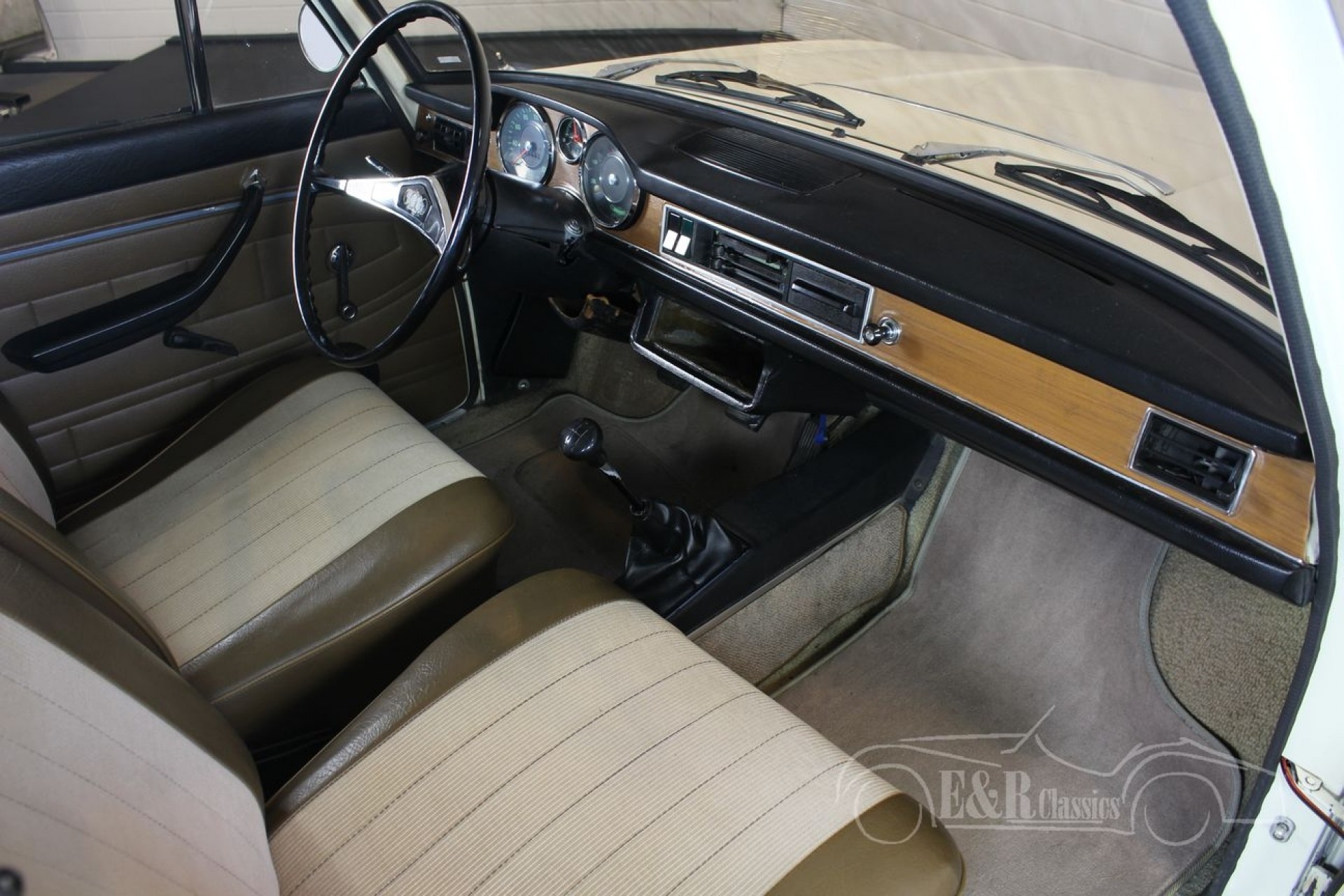 Audi 60L 4 Limousine 1972 zum kauf bei ERclassics